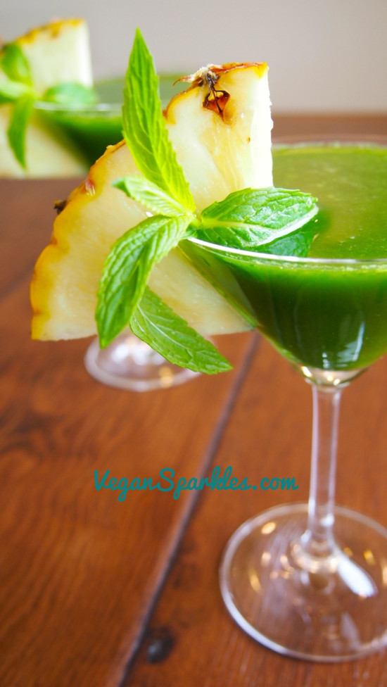 Pineapple & Mint Green Juice - Vegan Sparkles with Rebecca Weller